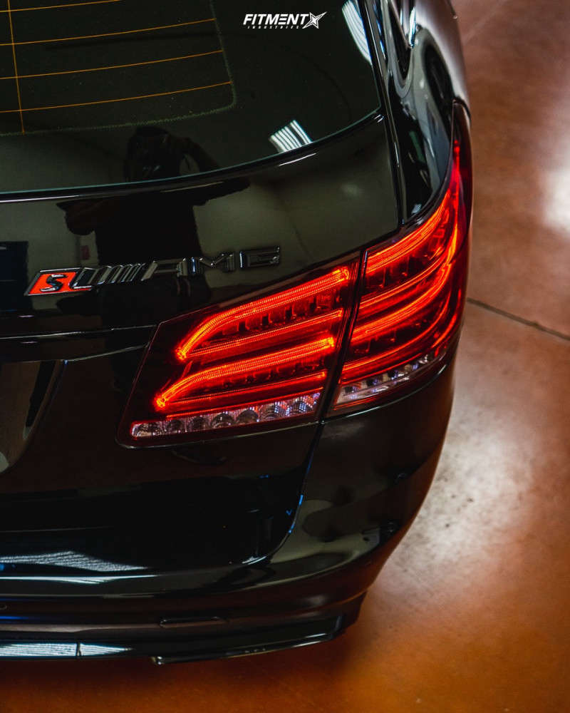 2014 Mercedes-Benz E63 AMG S 4Matic with 20x9.5 BC Forged Hca162s and ...