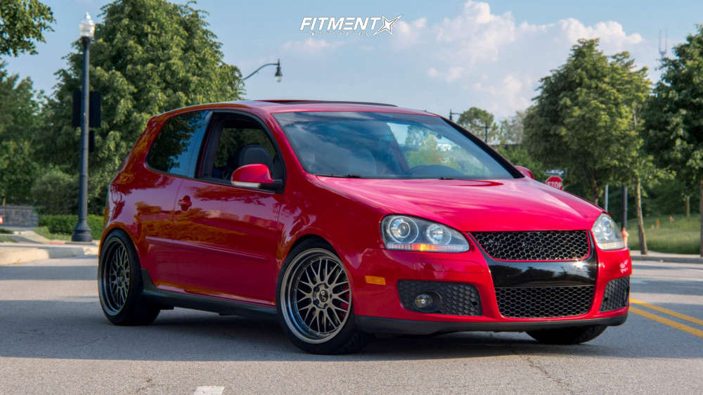 2006 Volkswagen GTI Base with 18x9 JNC JNC005 and Federal 215x40 on ...