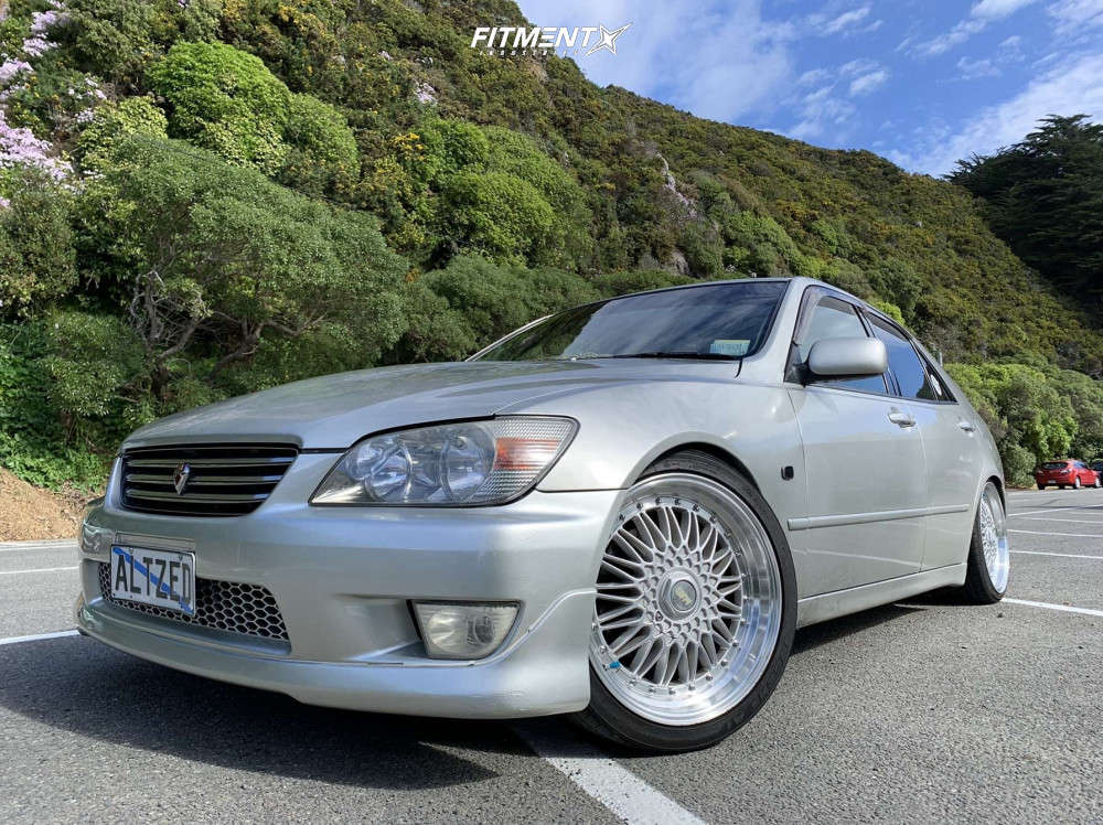 1999 Lexus IS300 Base with 18x8 STR 606 and Hifly 225x40 on Lowering ...