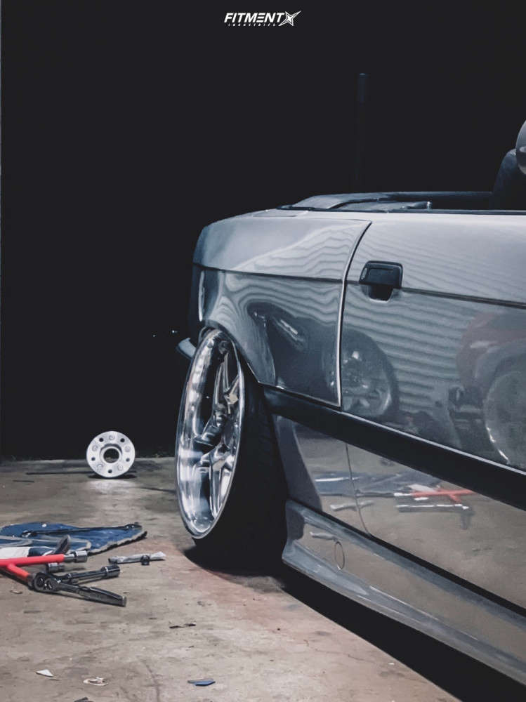 1998 BMW 328i Base with 18x9.5 Blitz 03 and Toyo Tires 215x35 on Air ...