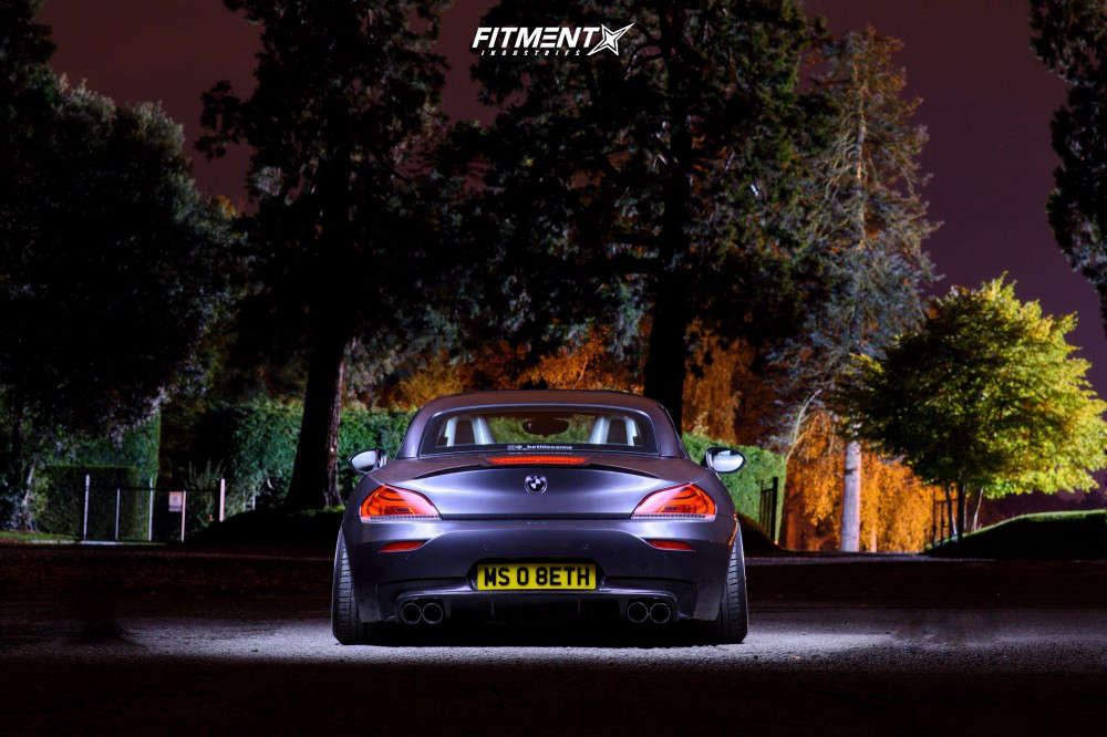 2013 BMW Z4 sDrive28i with 18x10 SpeedLine Alessio Split and Michelin ...