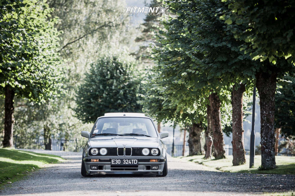 1989 BMW 325i Base with 16x9 Borbet Type A and Sailun 195x40 on Air ...