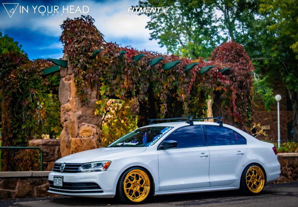 2015 Volkswagen Jetta S with 18x8.5 Aodhan Ds01 and Nankang 215x35 on ...