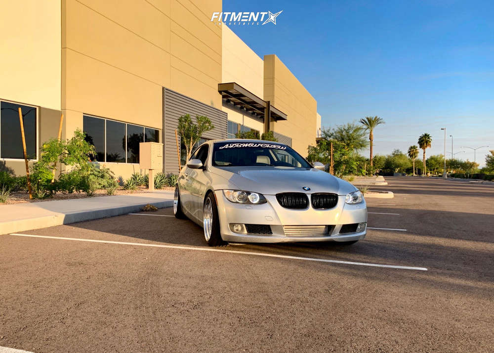 2008 BMW 335i Base with 18x9.5 ESR Sr01 and Achilles 225x40 on ...