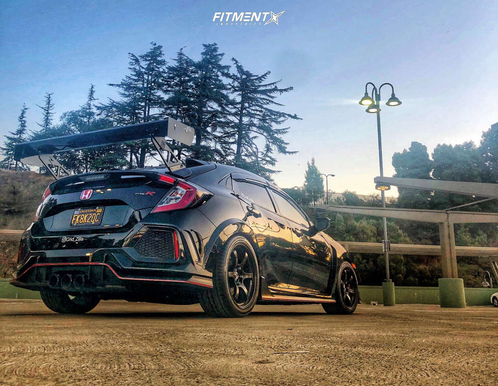 2018 Honda Civic Type R with 18x9.5 Rays Engineering 57DR and Hankook ...