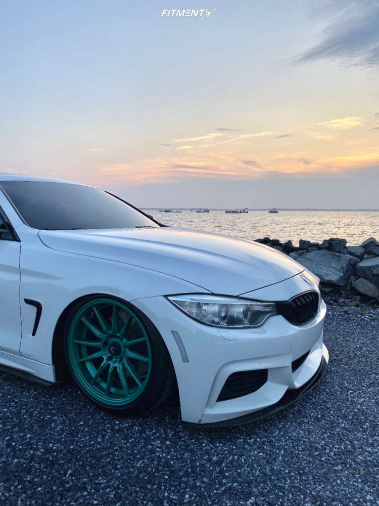 2014 BMW 428i XDrive Base with 18x9.5 Cosmis Racing R1 and Michelin ...