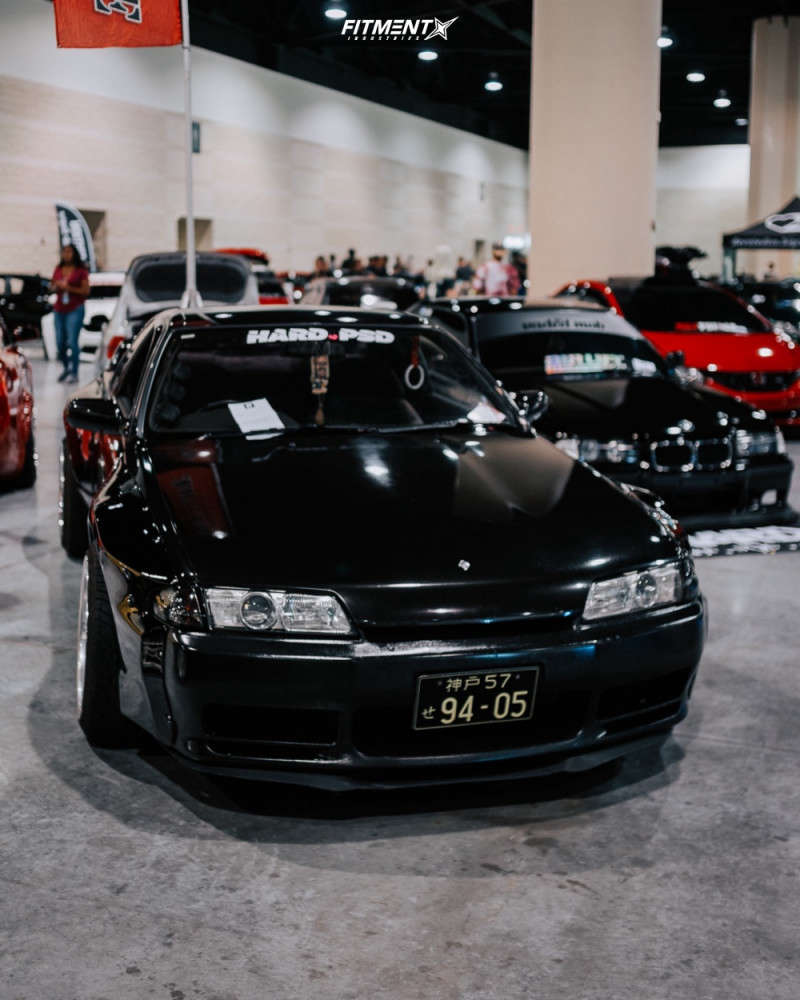 1991 Nissan Skyline R32 Base with 18x12.5 Weds Lxz and Federal 255x40 on Coilovers | 827629 ...