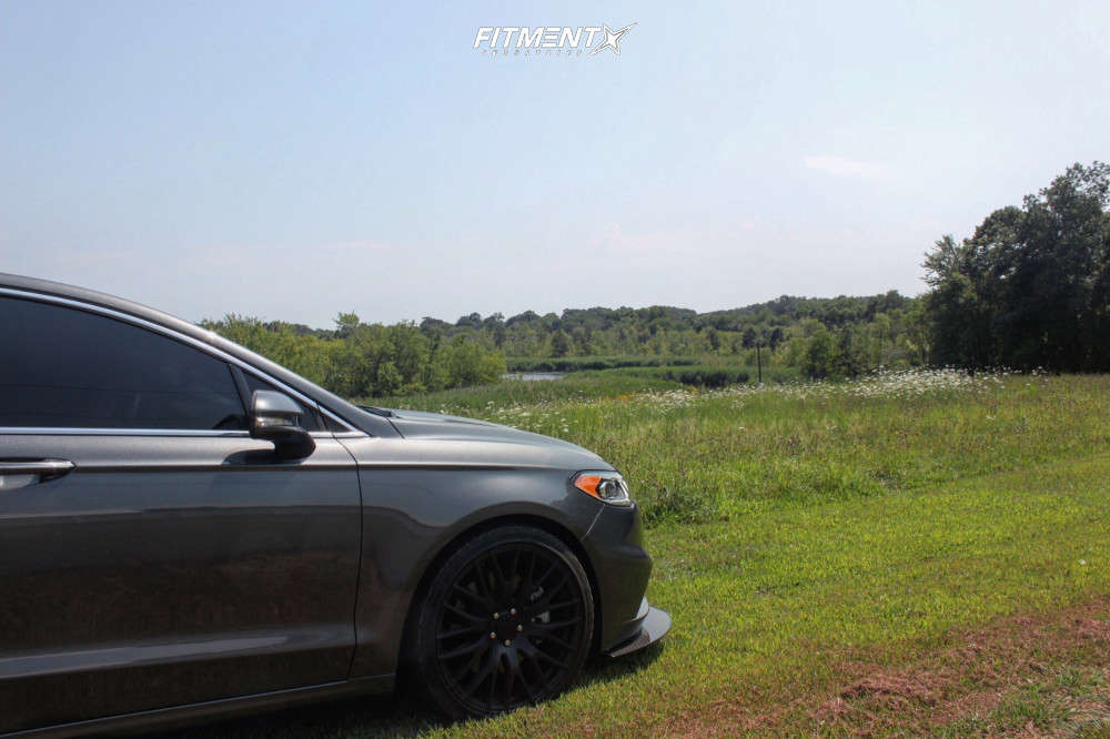 2018 Ford Fusion Sport with 20x8.5 Drag Dr69 and Michelin 235x40 on ...