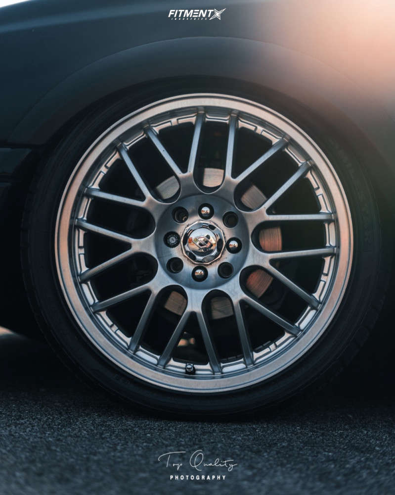 1997 Volkswagen Jetta GLX with 17x7.5 Sacchi S25 and Milestar 205x40 on ...