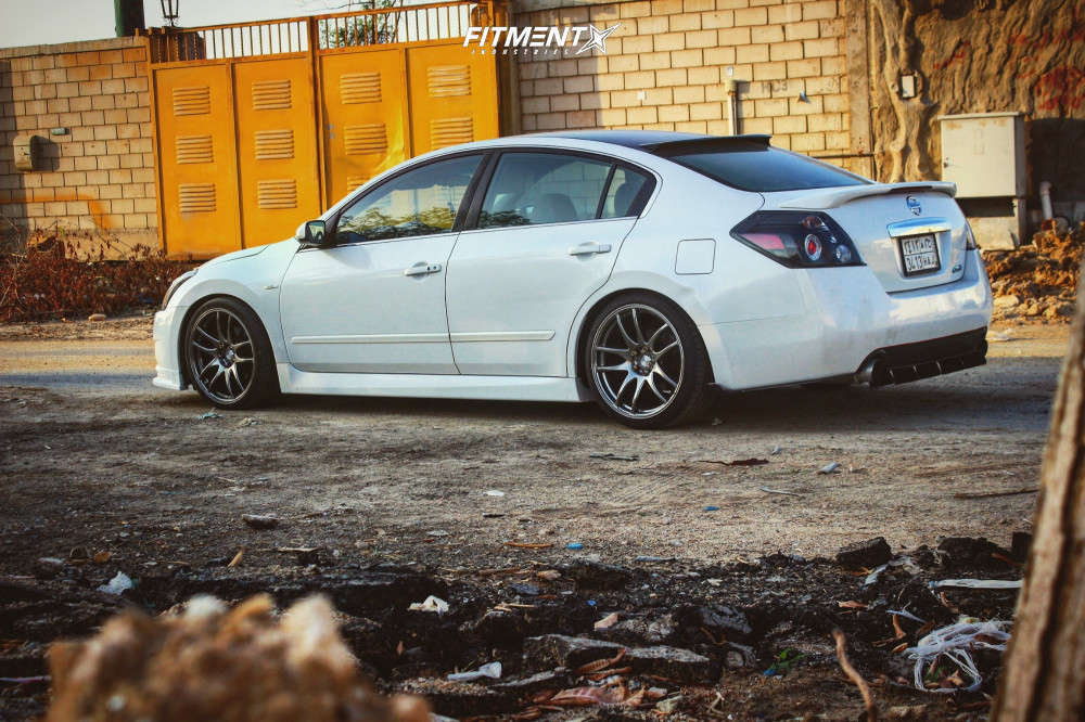 2012 Nissan Altima S with 19x8.5 ESR Sr08 and Maxtrek 235x35 on ...