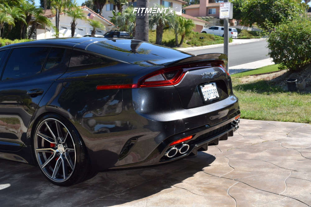 2018 Kia Stinger GT with 20x9 Niche Gemello and Toyo Tires 245x35 on Lowering Springs | 832631 ...