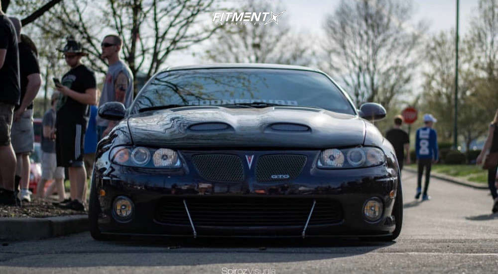 2004 Pontiac GTO Base with 18x9.5 WatercooledIND Jb1 and Federal 215x40 ...