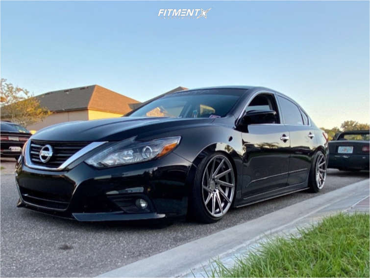 2017 Nissan Altima SR with 18x9.5 F1R F29 and Yokohama 215x40 on ...