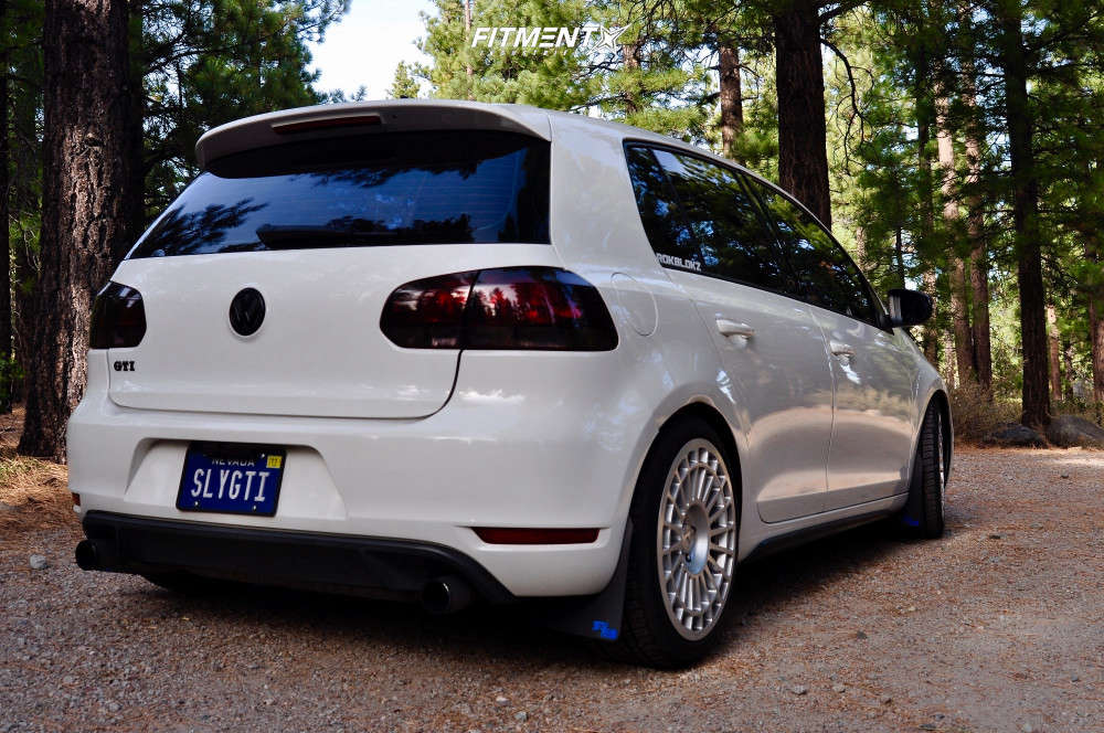 2012 Volkswagen GTI Base with 18x8.5 Fifteen52 Integrale and ...