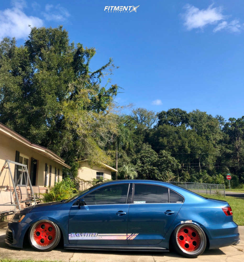 2017 Volkswagen Jetta SE with 18x10 GMR RS-3 and Nankang 215x35 on ...