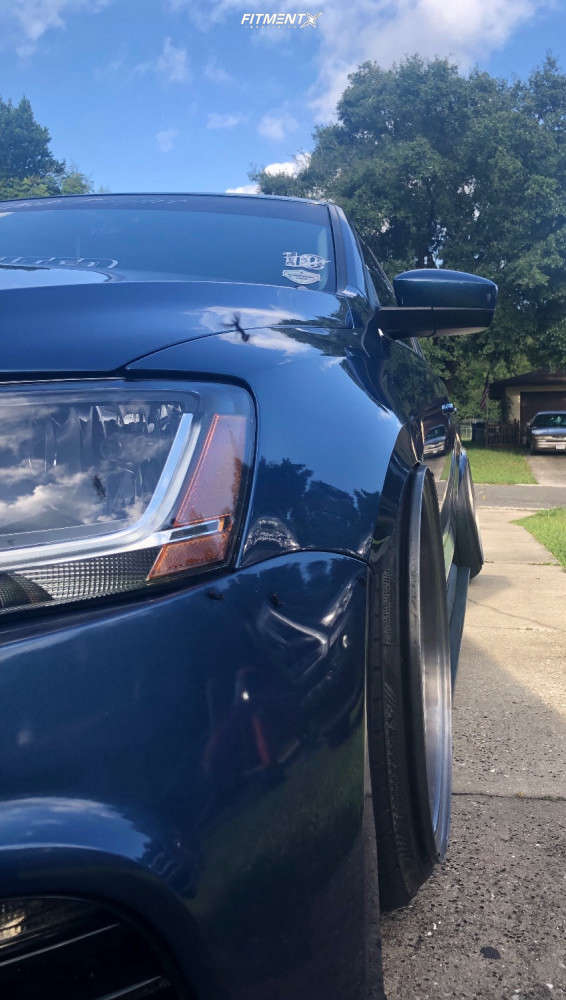 2017 Volkswagen Jetta SE with 18x10 GMR RS-3 and Nankang 215x35 on ...