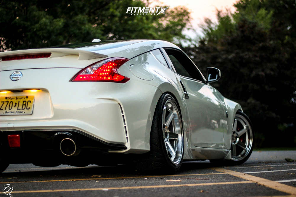 2014 Nissan 370Z Touring with 19x10.5 ESR Sr07 and Federal 245x30 on ...