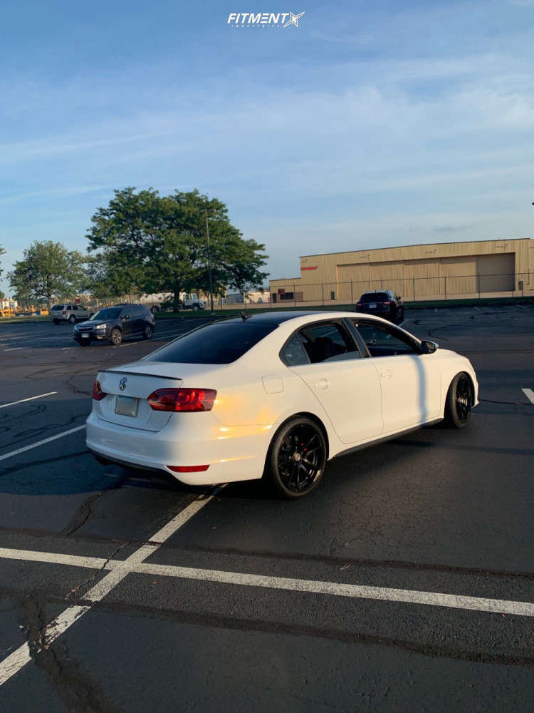 2012 Volkswagen Jetta GLI with 19x8.5 Rotiform Spf and General 235x35 ...