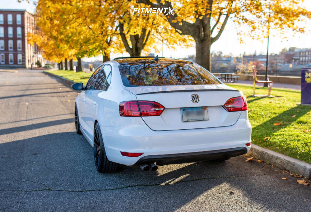 2012 Volkswagen Jetta GLI with 19x8.5 Rotiform Spf and General 235x35 ...
