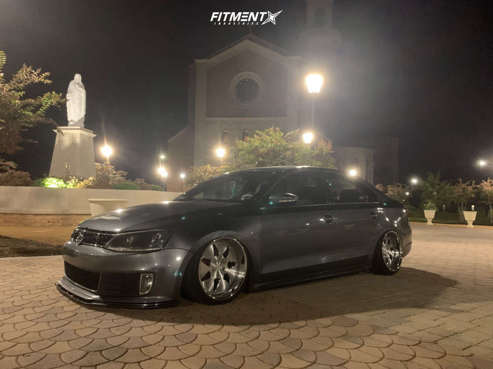 2013 Volkswagen Jetta GLI with 18x9 VIP Modular VX-310 and Kumho 215x40 ...