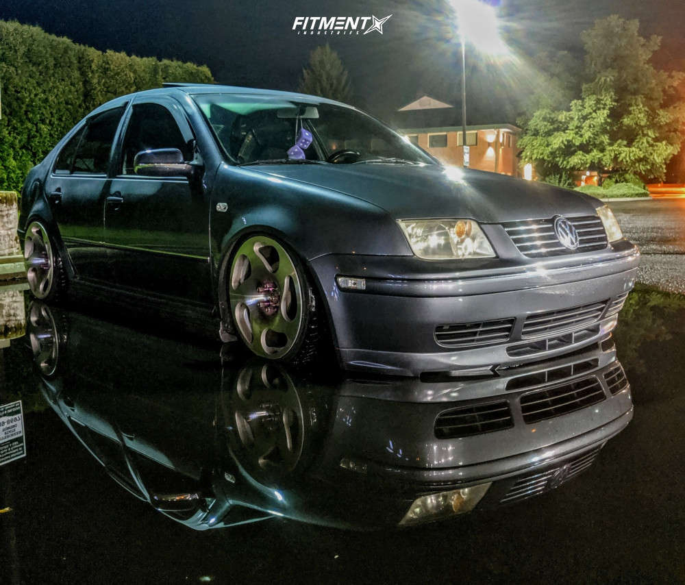 2004 Volkswagen Jetta GLS with 18x8.5 WatercooledIND Cc10 and Nitto ...