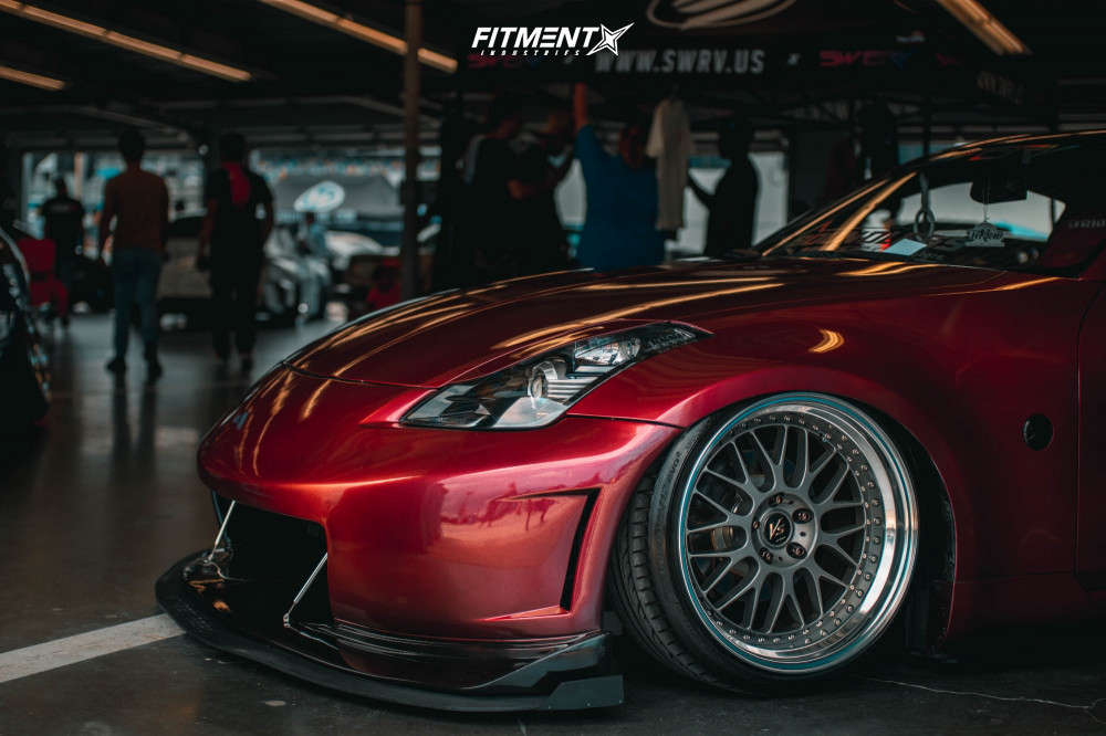 2004 Nissan 350Z Performance with 19x10.5 Work VS XX and Achilles ...