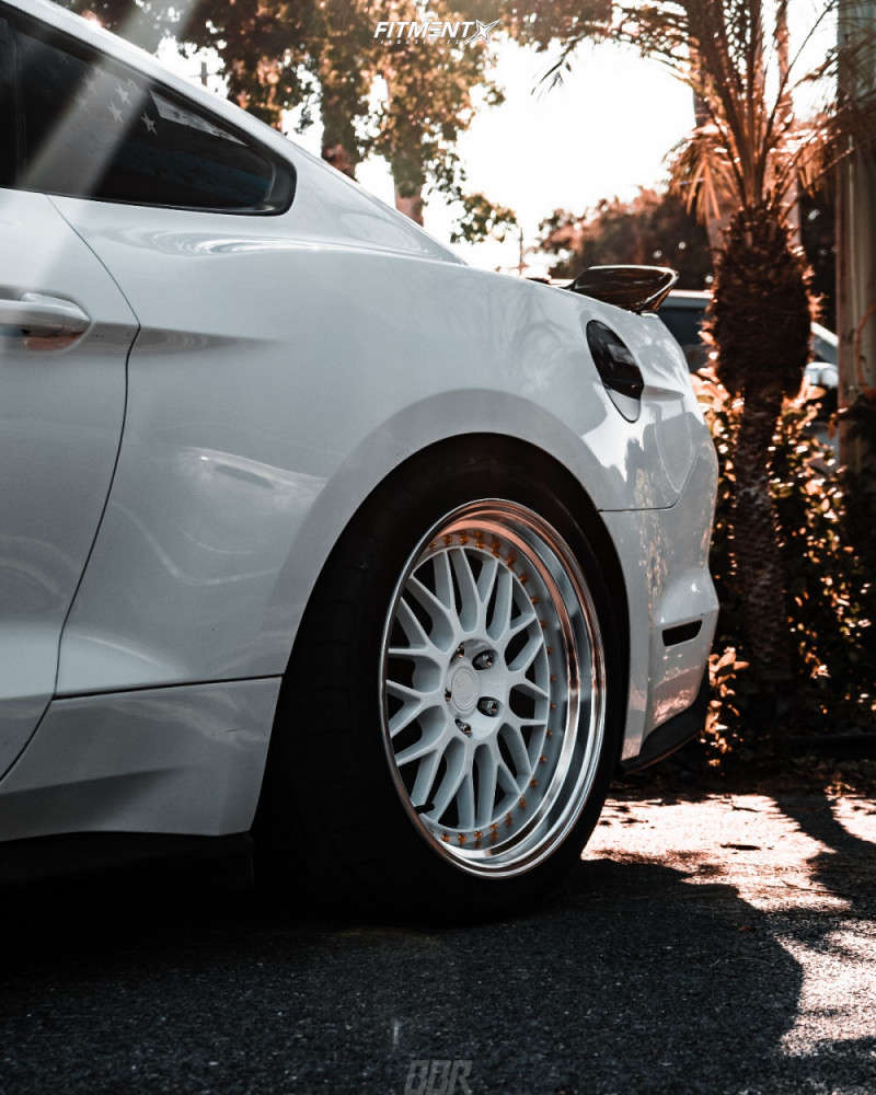 2015 Ford Mustang GT Premium with 19x9.5 Aodhan Ah02 and Federal 265x35 ...