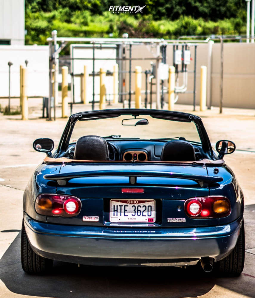 1994 Mazda Miata M Edition with 15x7 Enkei RPF1 and Hankook 195x50 on ...