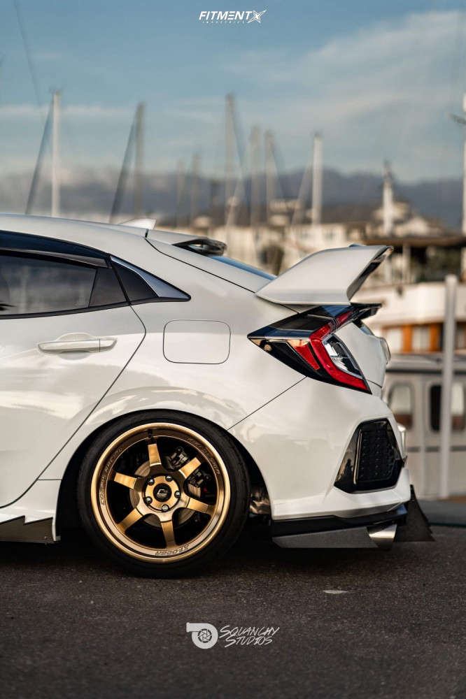2019 Honda Civic EX with 18x9 Cosmis Racing XT-006R and Nitto 205x40 on ...