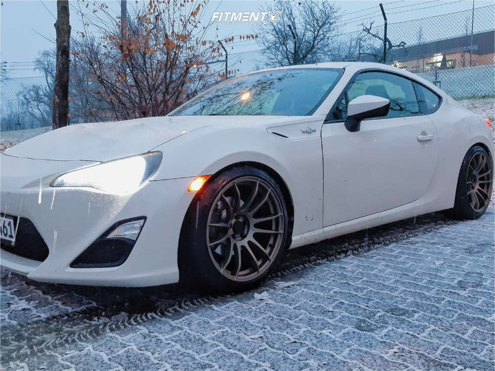 2016 Toyota 86 Base with 18x9.5 AVID1 AV20 and Nexen 255x35 on ...