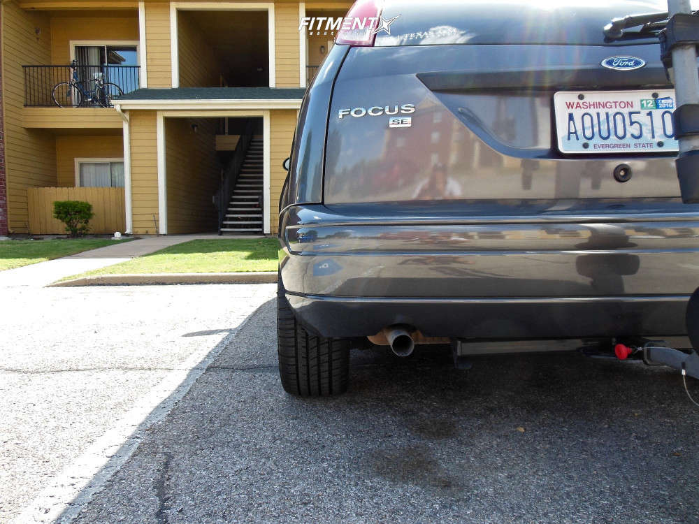 2007 Ford Focus SE with 17x7.5 XXR 527 and Michelin 225x45 on Stock ...