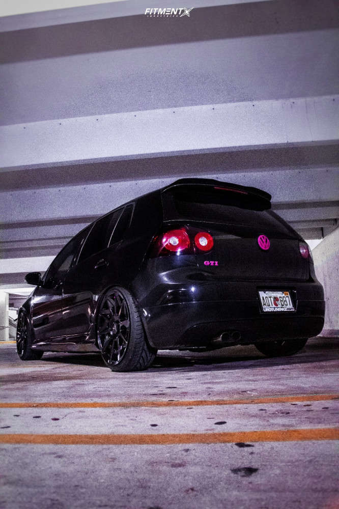 2008 Volkswagen GTI Base with 19x8.5 Rotiform Cvt and Nitto 215x35 on ...