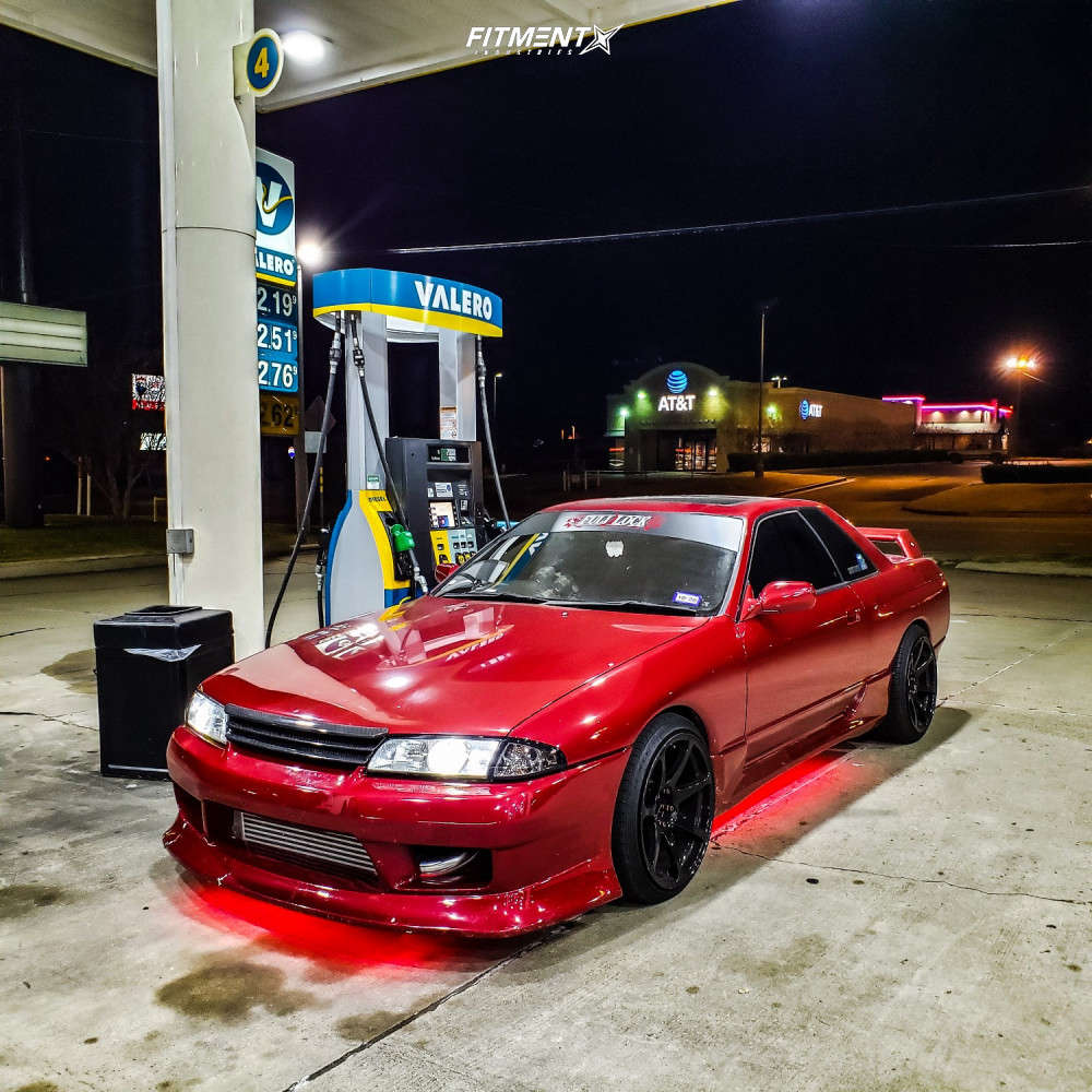 1992 Nissan Skyline R32 Base with 18x9.5 MB Wheels Battle and Achilles ...