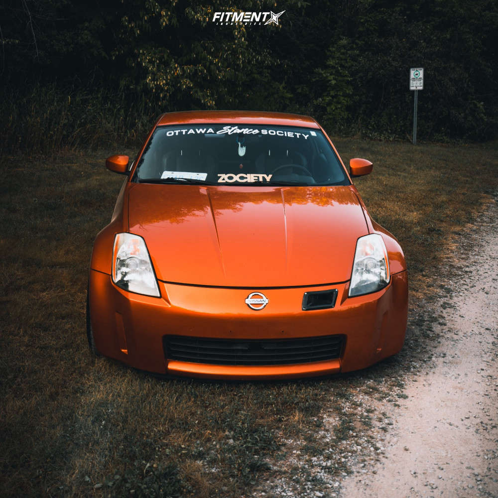 2003 Nissan 350Z Base with 18x9.5 ESR Sr01 and Cooper 225x45 on ...