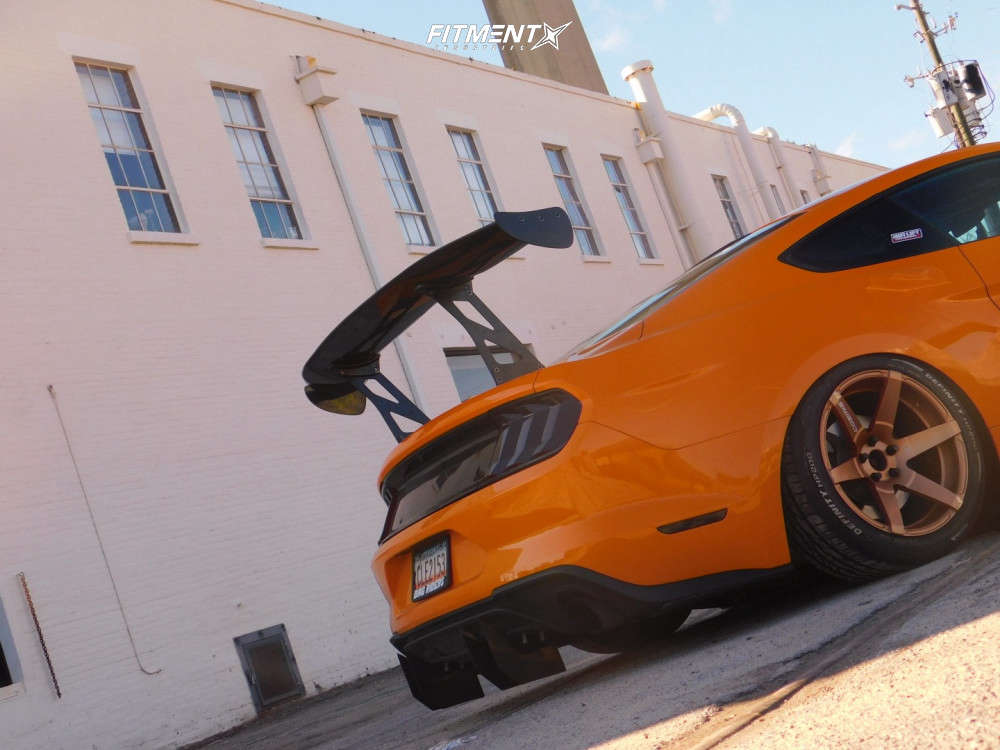 2018 Ford Mustang EcoBoost with 18x9.5 Cosmis Racing S1 and Milestar ...