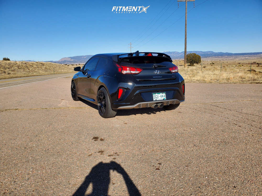 2020 Hyundai Veloster Turbo R-Spec with 18x8.5 Enkei Raijin and ...