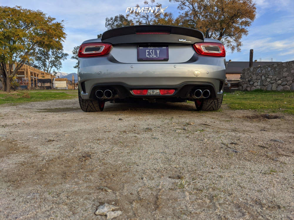 2017 Fiat 124 Spider Abarth with 17x8.5 HRE C70 and Toyo Tires 245x35 ...