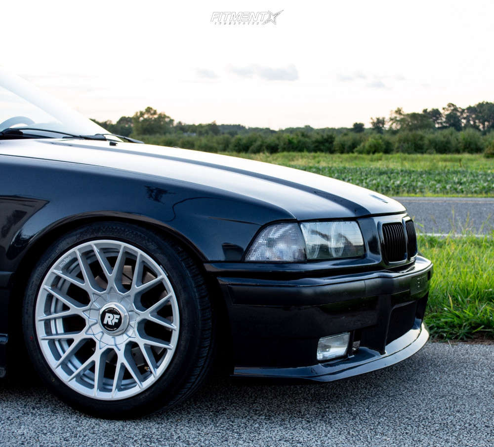 1995 BMW M3 Base with 17x9 Rotiform Rse and Continental 235x40 on ...