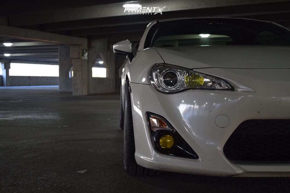 2015 Scion FR-S Base with 17x9 ESR Sr11 and Hankook 235x45 on Lowering ...