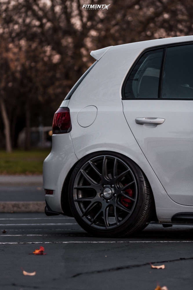 2012 Volkswagen GTI Base with 18x8.5 ESR Sr12 and Kumho 215x40 on ...