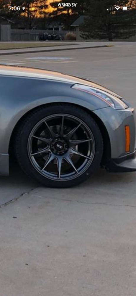 2004 Nissan 350Z Base with 18x8.25 XXR 527 and Nankang 235x40 on Coilovers | 880095 | Fitment ...