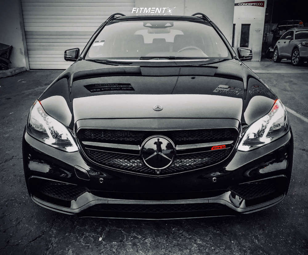 2014 Mercedes-Benz E63 AMG S 4Matic with 20x9.5 BC Forged Hca162s and ...