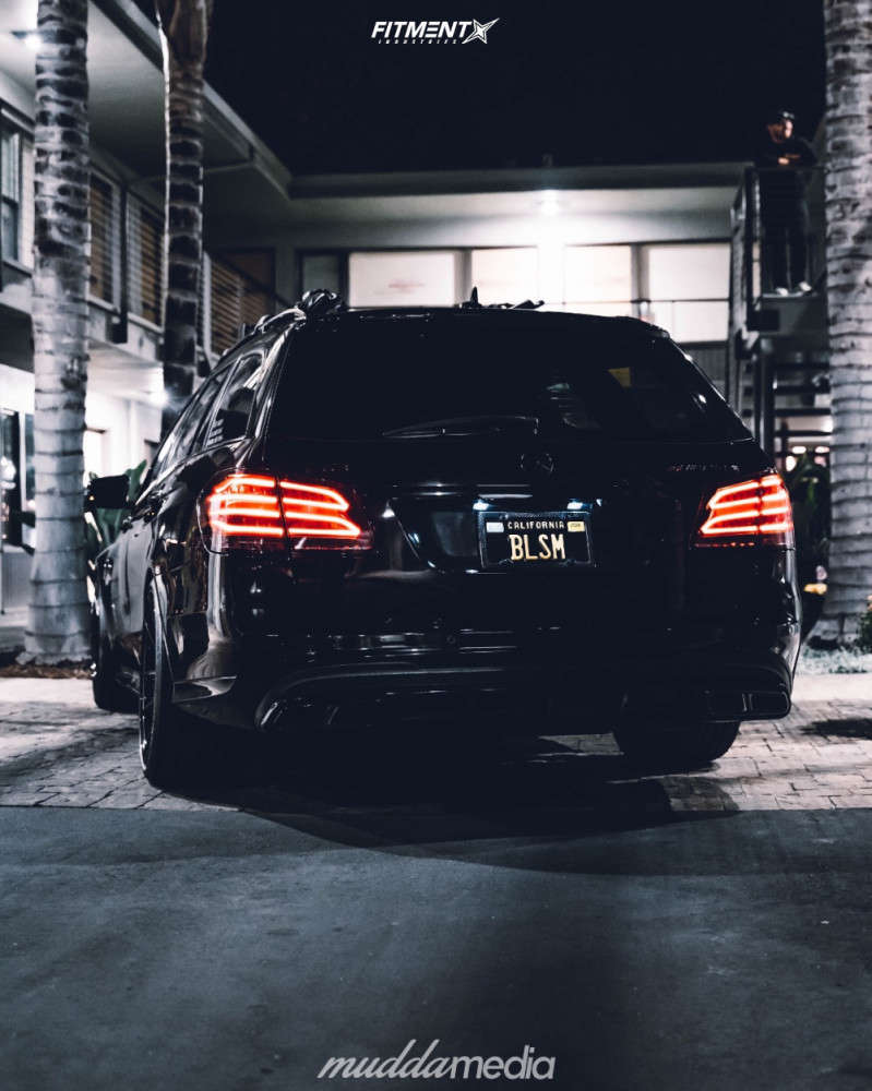 2014 Mercedes-Benz E63 AMG S 4Matic with 20x9.5 BC Forged Hca162s and ...