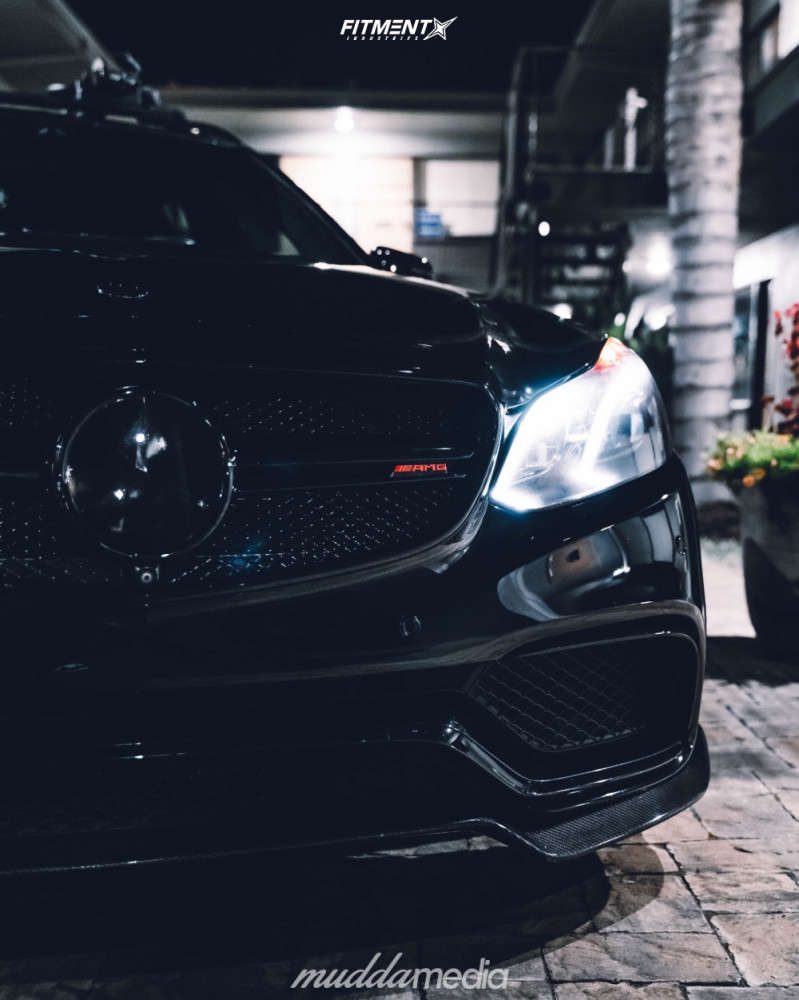 2014 Mercedes-Benz E63 AMG S 4Matic with 20x9.5 BC Forged Hca162s and ...