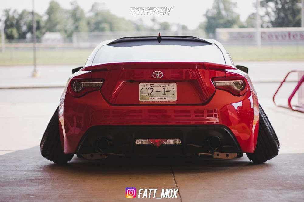 2018 Toyota 86 Base with 18x10 WatercooledIND Jb1 and Achilles 205x40 ...