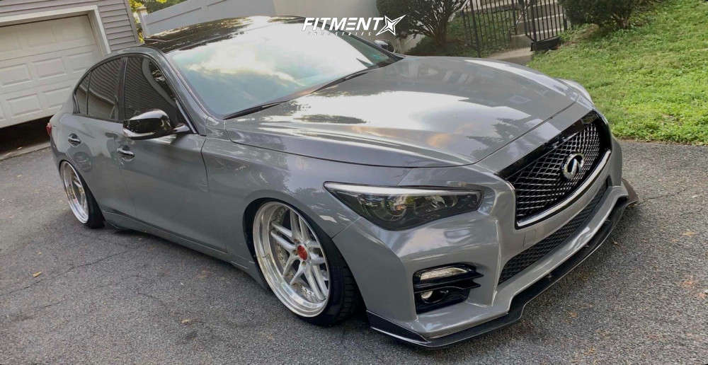2016 INFINITI Q50 Sport with 19x10.5 GMR Vss-1 and Falken 255x35 on Air ...
