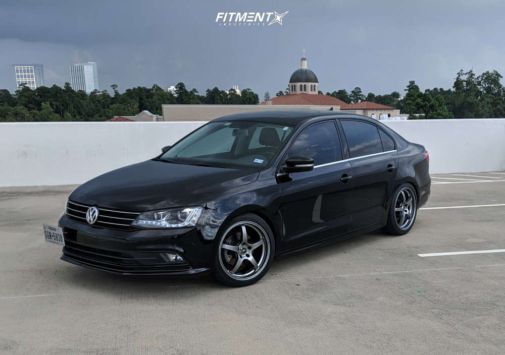 2015 Volkswagen Jetta SE with 18x8 Enkei Vr5 and Michelin 225x40 on ...
