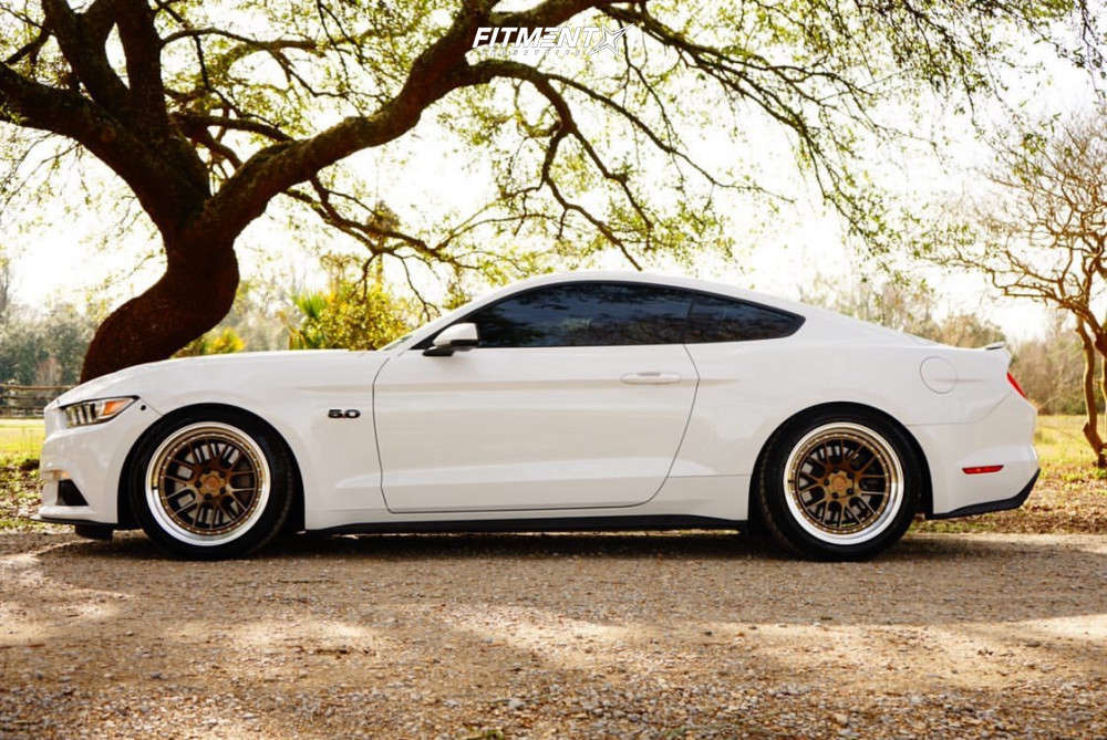 2017 Ford Mustang GT Premium with 19x9.5 Aodhan DS06 and Pirelli 255x40 ...