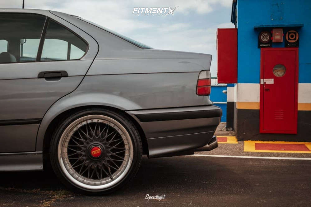 1994 BMW 325i Base with 18x8 BBS Rs and Delinte 205x35 on Lowering ...