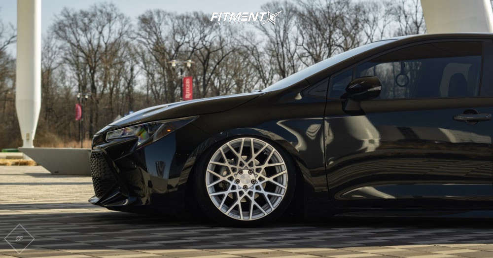 2019 Toyota Corolla XSE with 18x9.5 Rotiform Blq and Nitto 215x40 on ...